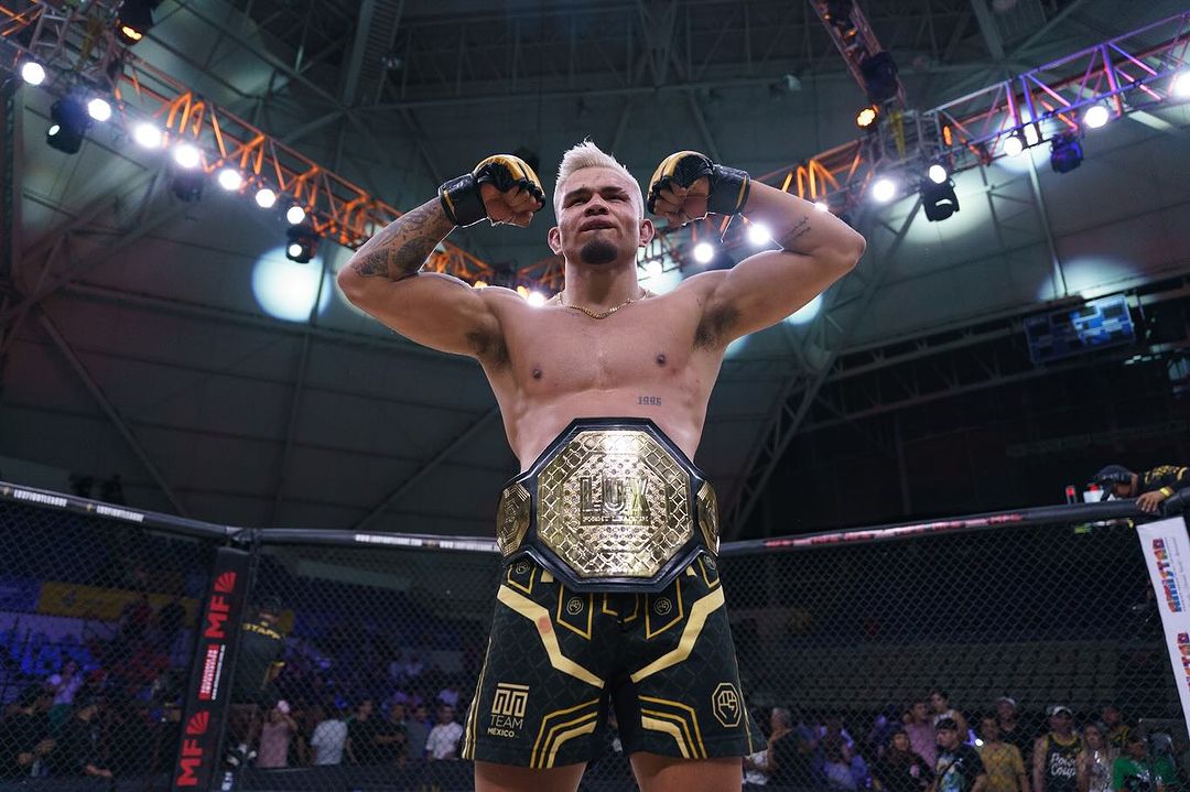 La emoción de Alan Domínguez tras defender su título de campeón en LUX 042: "¡Esta vida me ...